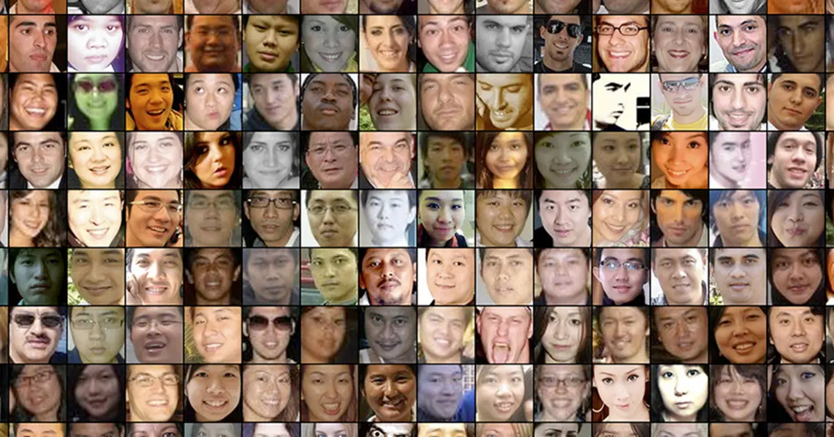 Face to Facebook | The Photographers Gallery