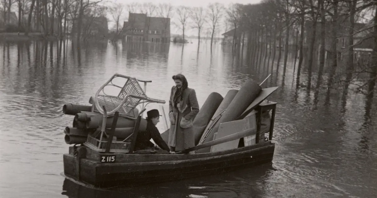 Bert Hardy: Photojournalism in War and Peace | The Photographers Gallery